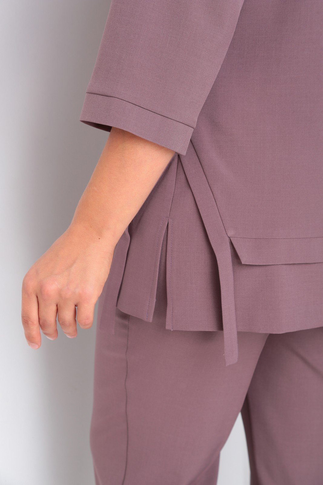 Костюм брючный 1863 клевер POCHERK купить в интернет магазине Велесмода